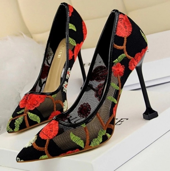 Dani's Shoe Closet | Shoes | Heels | Poshmark